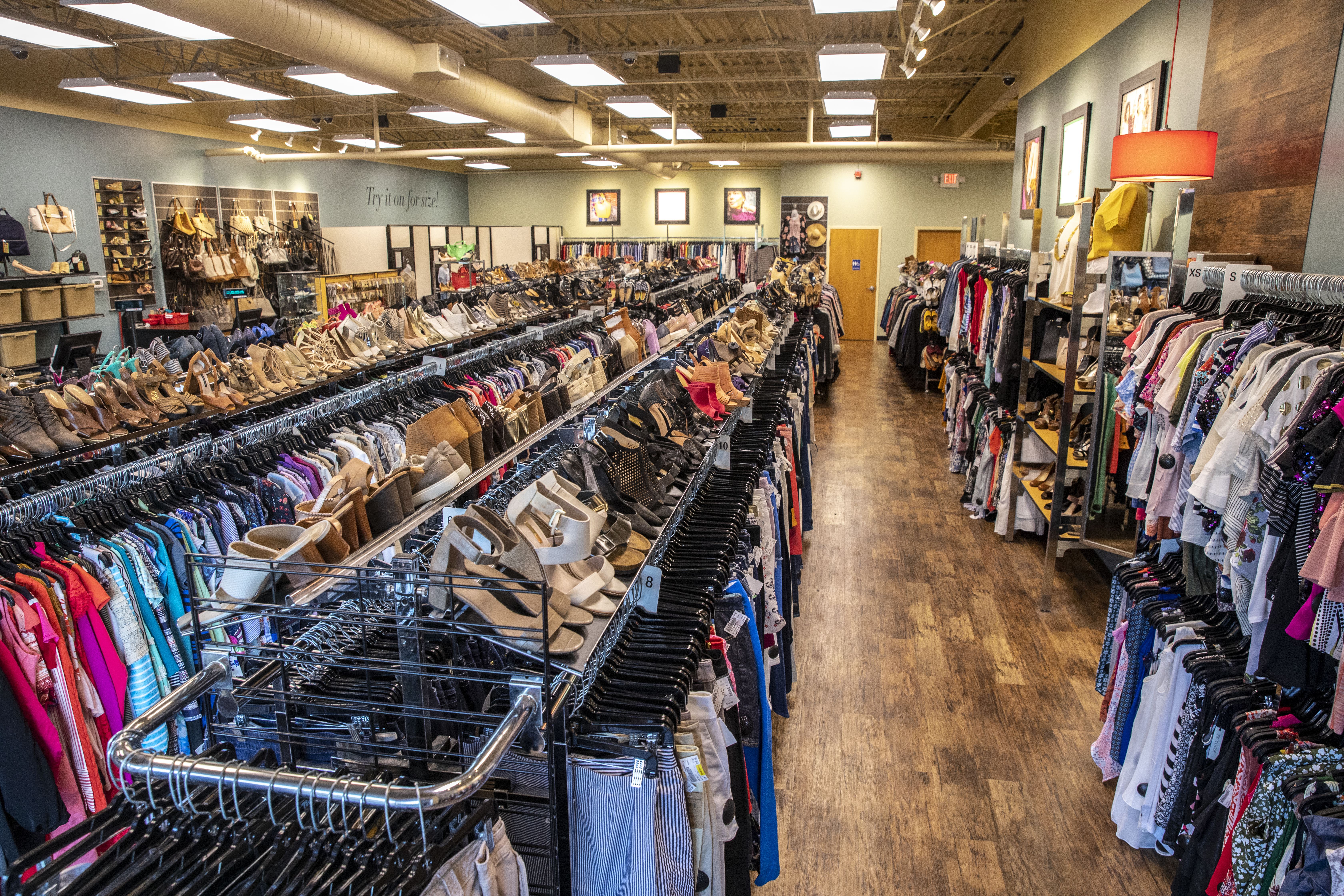 4 Tips to Owning a Resale Business: Empowering Franchise Success with ...